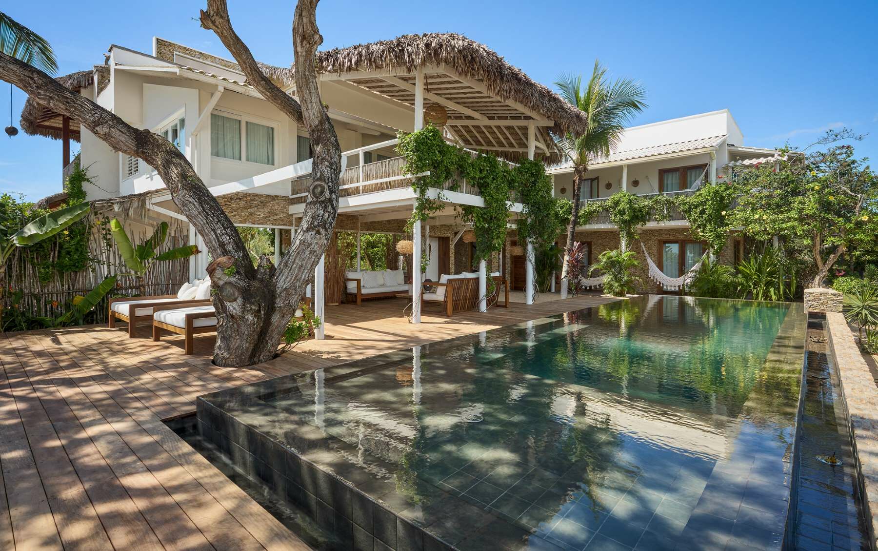 La Villa Group - Villa Praia - Onde a natureza é o destaque.