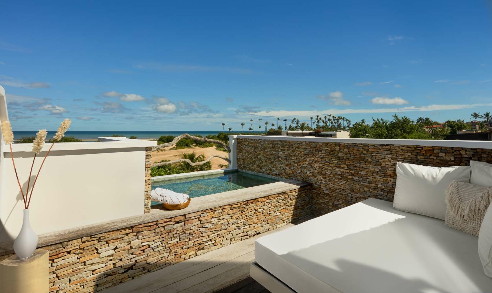 La Villa Group - Villa Praia - Onde a natureza é o destaque.