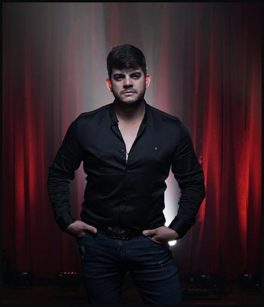 Thiago Lima Cantor e compositor de música sertaneja
