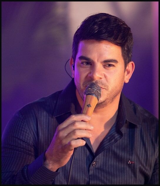 Thiago Lima Cantor e compositor de música sertaneja
